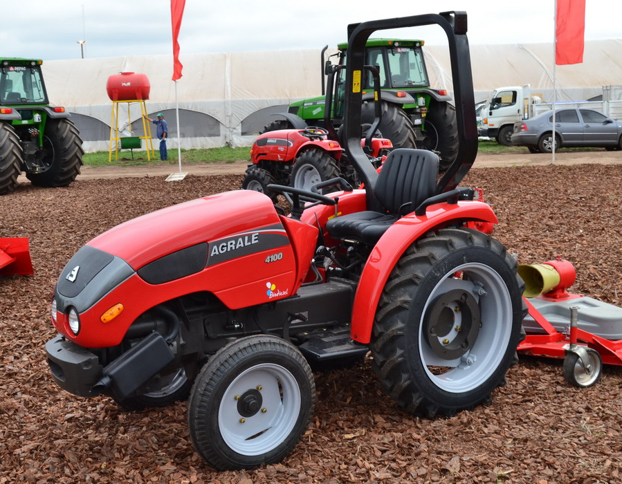 Tractor Agrale 4100 - Maquinac